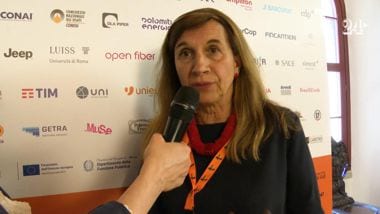 Marina Salamon: "AI, l’Italia oggi non rischia tagli. Accelerare su ...