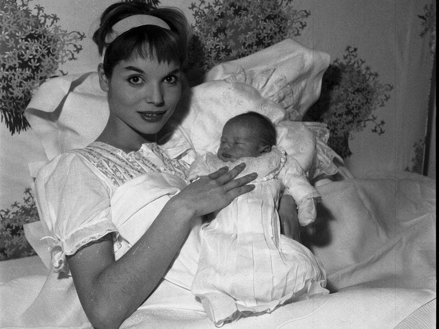 Addio a Elsa Martinelli, la diva italiana che conquistò Hollywood - Il ...