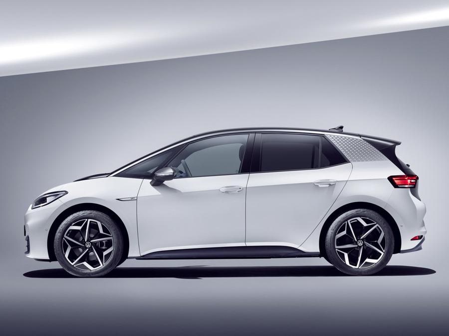 Volkswagen Id.3, debutta la nuova elettrica da 30mila euro - Il Sole 24 ORE