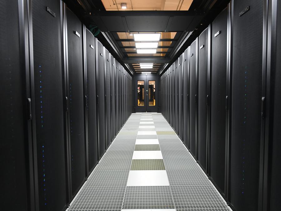 Eni: via al supercalcolatore Hpc5, il più potente al mondo - Il Sole 24 ORE