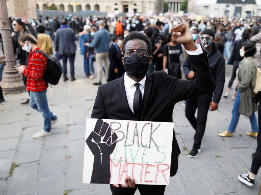 La protesta Usa contro il razzismo diventa globale - Il Sole 24 ORE