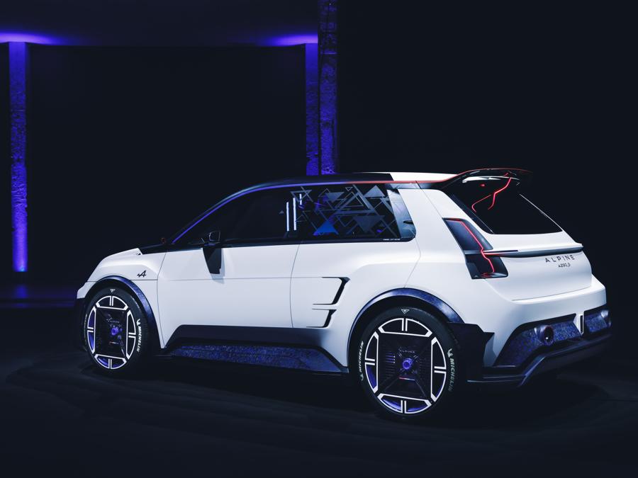 Alpine A290_β, le foto del concept della hot-hatch elettrica - Il Sole ...
