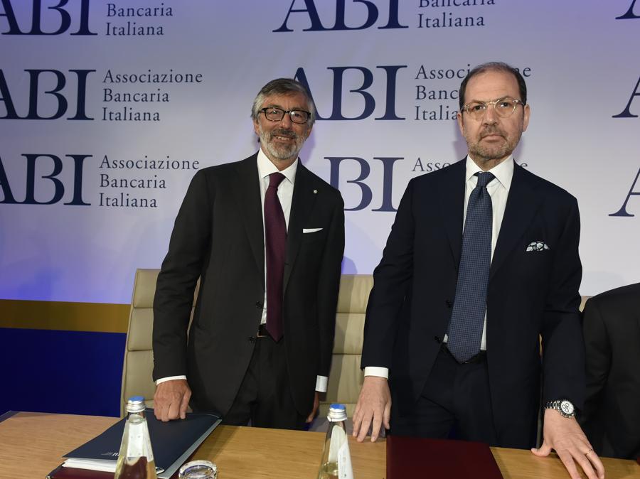 Assemblea Abi, sfila il gotha della finanza e della politica - Il Sole ...
