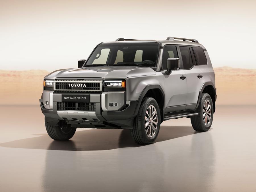 Toyota Land Cruiser 2024, le prime immagini della nuova fuoristrada ...