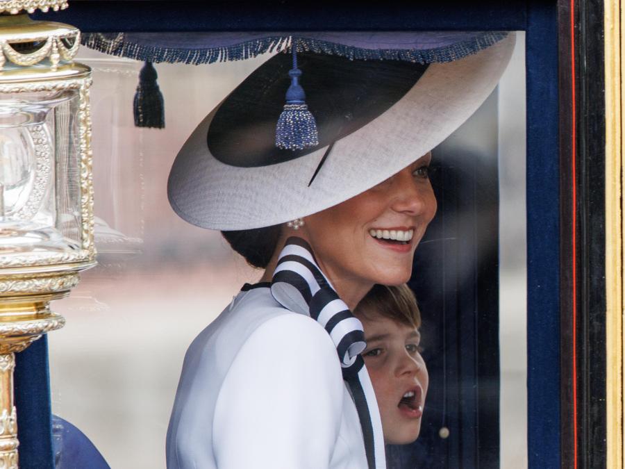 La principessa Kate alla sua prima apparizione dopo sei mesi - Il Sole ...