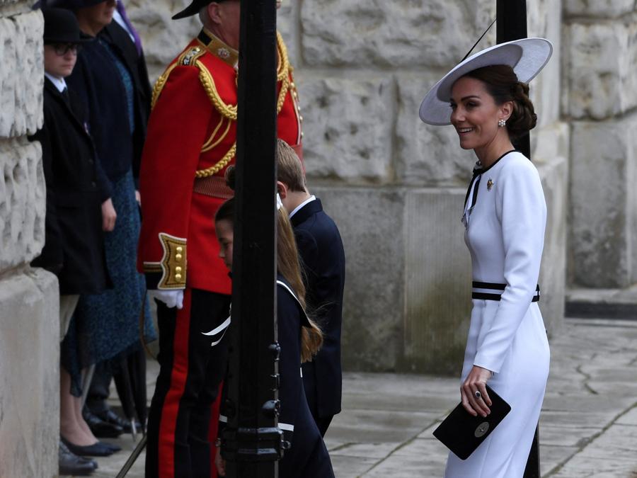 La principessa Kate alla sua prima apparizione dopo sei mesi - Il Sole ...
