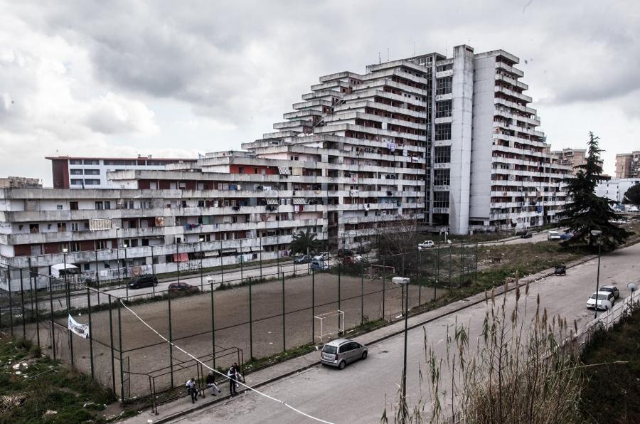 Le Vele di Scampia: dall’utopia al degrado - Il Sole 24 ORE