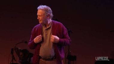 Billy Crystal a Brodway, ironia sullo schiaffo di Will Smith - Il Sole ...