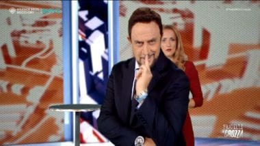 Crozza/Giambruno disturbatore durante il suo "ex" programma tra ...