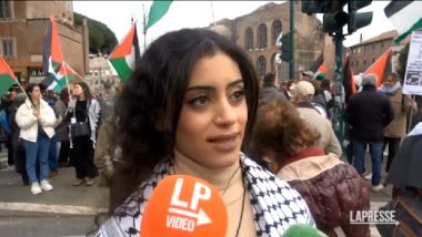 Roma, Maya Issa alla manifestazione pro-Palestina: "Gesù è morto a Gaza ...