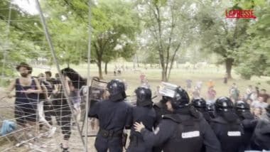 Bologna, scontri tra attivisti e polizia al parco Don Bosco: diversi ...