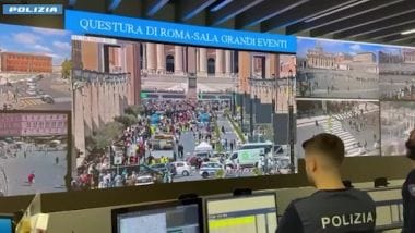 Folla a San Pietro per Papa Francesco, le telecamere nella Sala ...