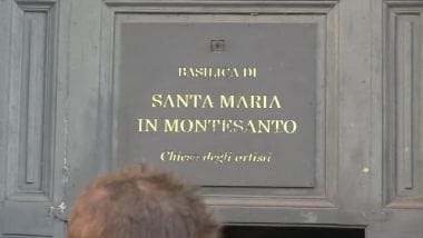 Funerale di Eleonora Giorgi, il feretro nella Chiesa degli Artisti a ...