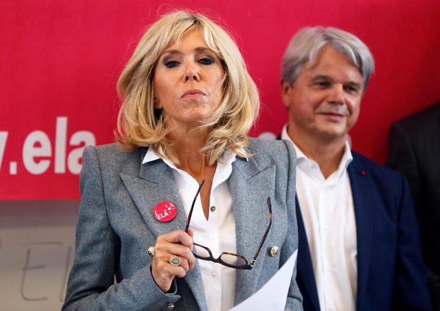 L'autunno parigino di Brigitte è in giacca, jeans e décolleté - Il Sole ...