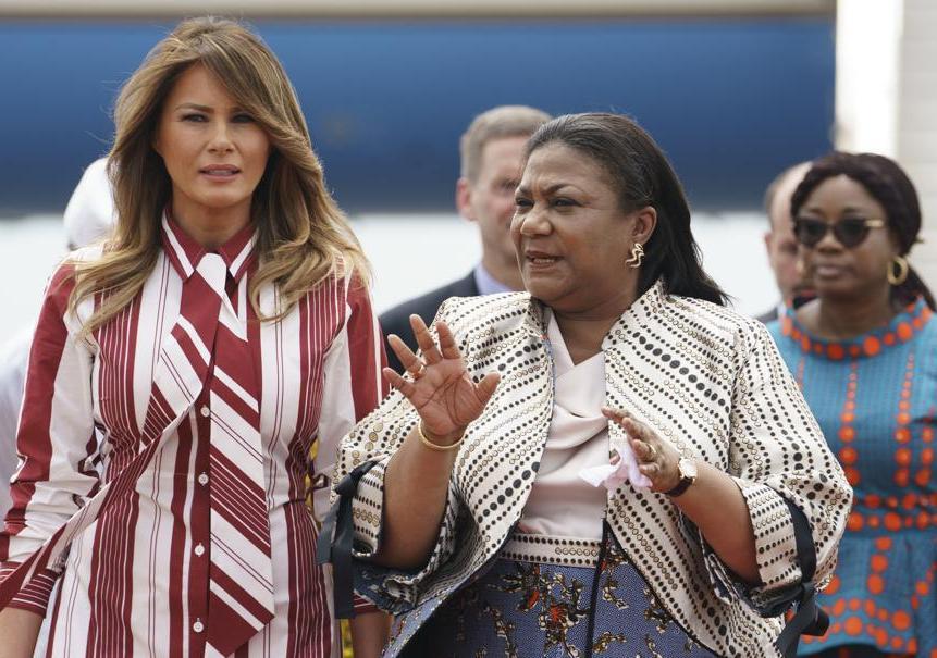 Melania d’Africa: lo stile colonial-chic della First Lady - Il Sole 24 ORE