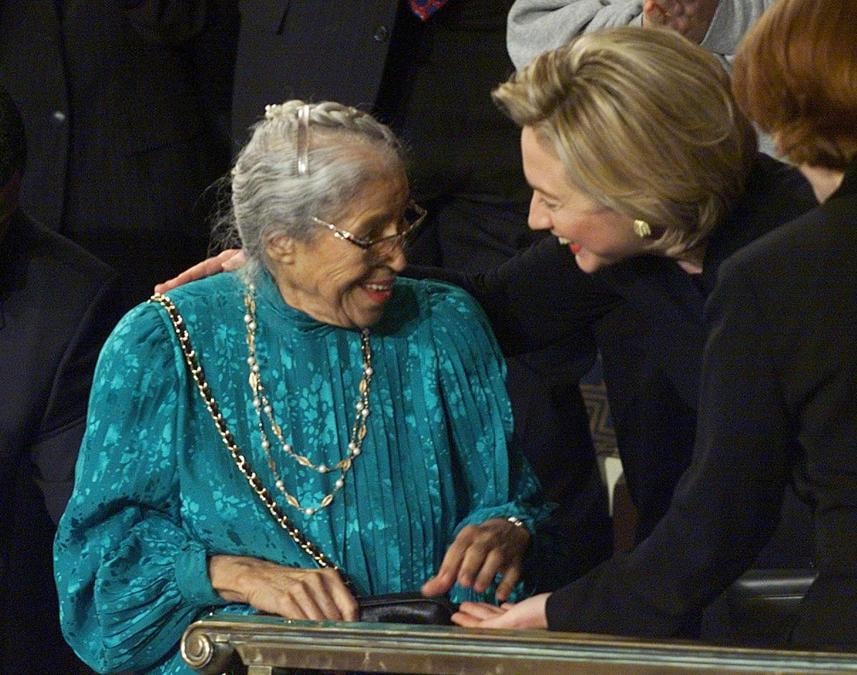 24 ottobre 2005: muore l’attivista americana Rosa Parks. Sessant’anni ...