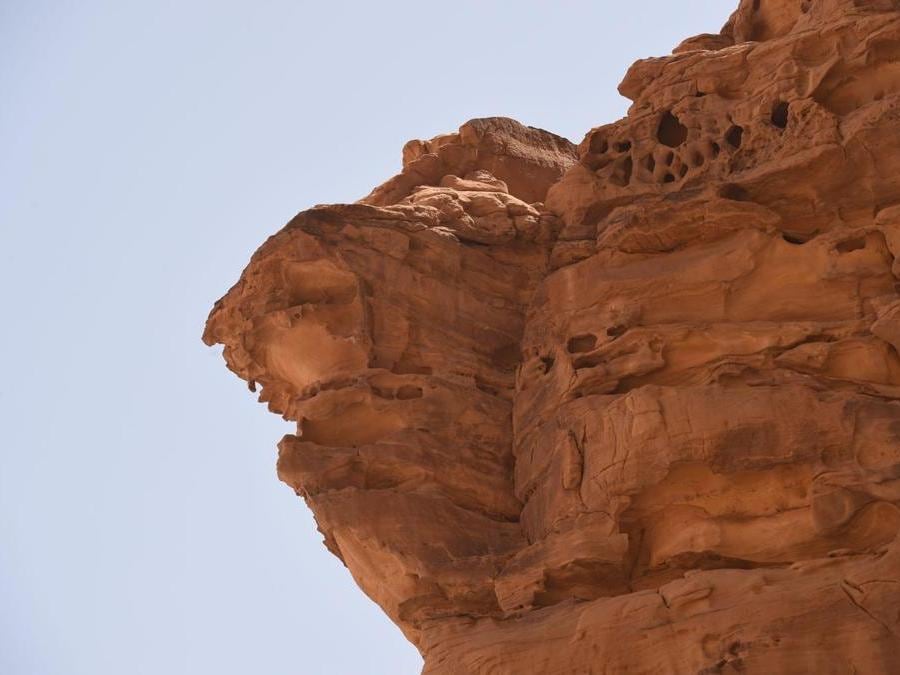 Tra le rocce rosse della «città maledetta». L’Arabia apre al mondo i ...