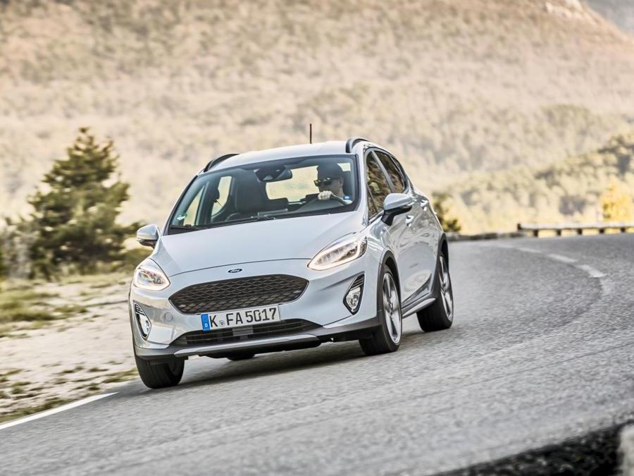 Ford Lux Yellow e silver fox active - Il Sole 24 ORE
