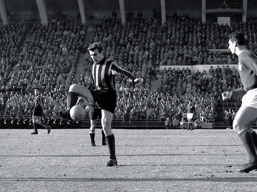 Addio ad Angelillo, «angelo dalla faccia sporca» e recordman del gol ...