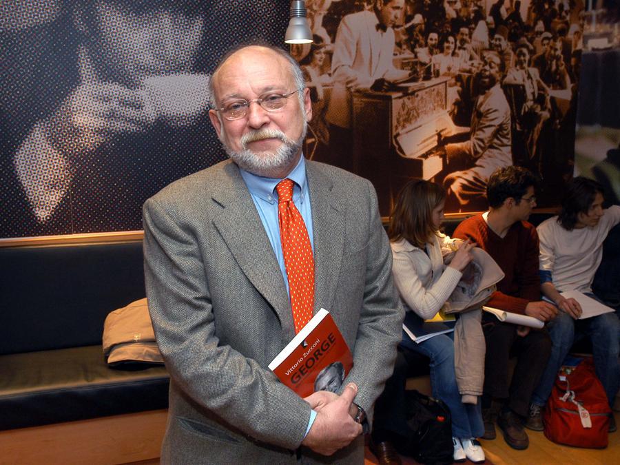 Addio a Zucconi, le immagini del giornalista e scrittore - Il Sole 24 ORE