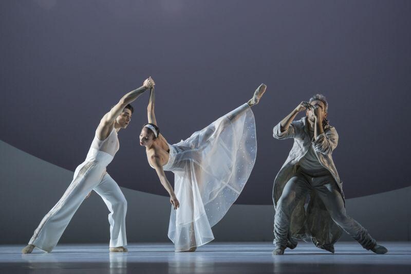 Al Grimaldi Forum la Coppelia di Maillot danza alla Blade Runner - Il ...