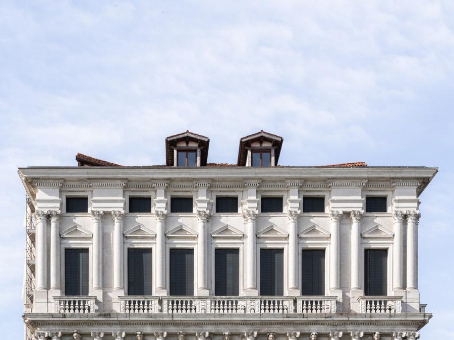 Christoph Büchel in mostra a Venezia - Il Sole 24 ORE