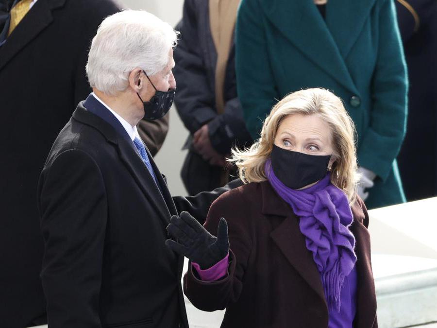 Jill, Kamala, Hillary, Michelle: la moda delle signore dell ...