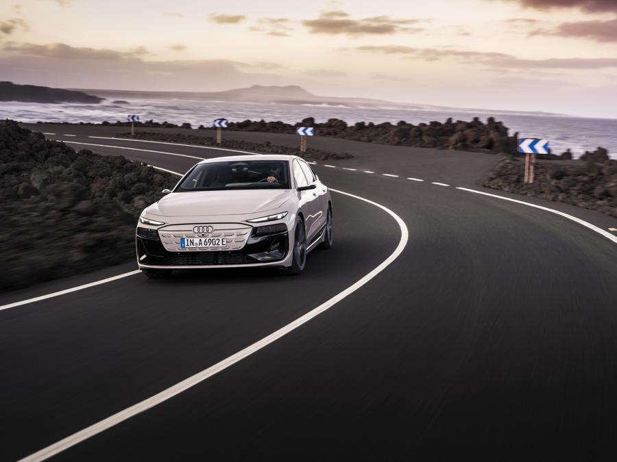 A6 e-tron, le foto delle prime Audi 100% elettriche in versione ...