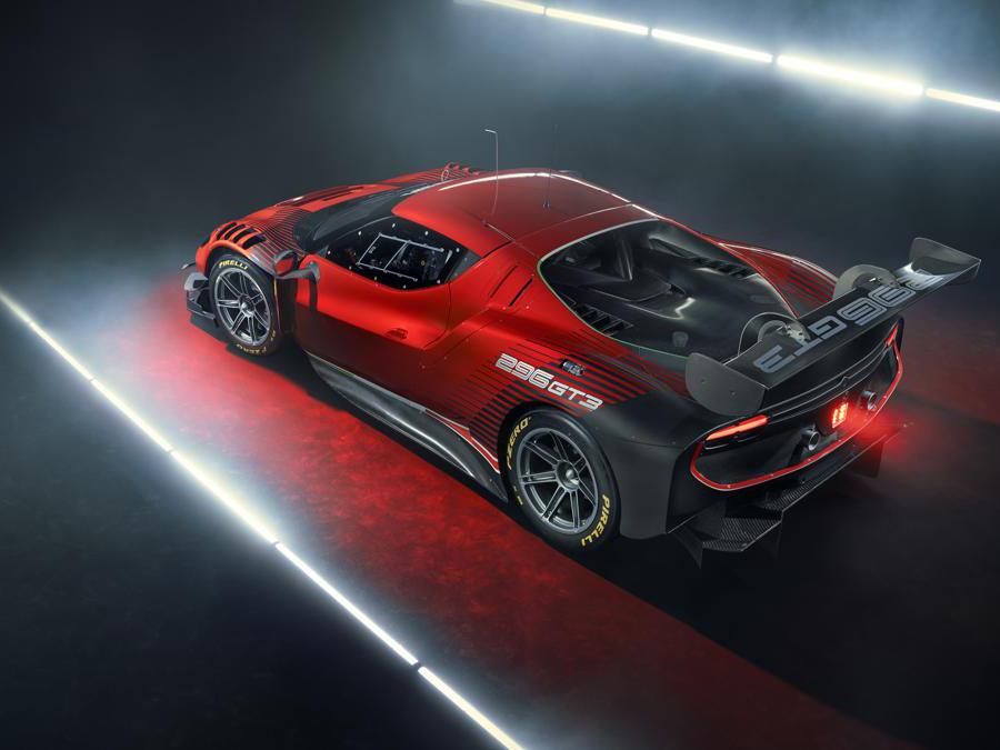 Ferrari 296 GT3, tutte le foto della supercar per il campionato GT - Il ...