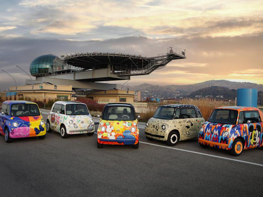 Fiat Topolino By Disney, cinque pezzi unici per la microcar - Il Sole ...
