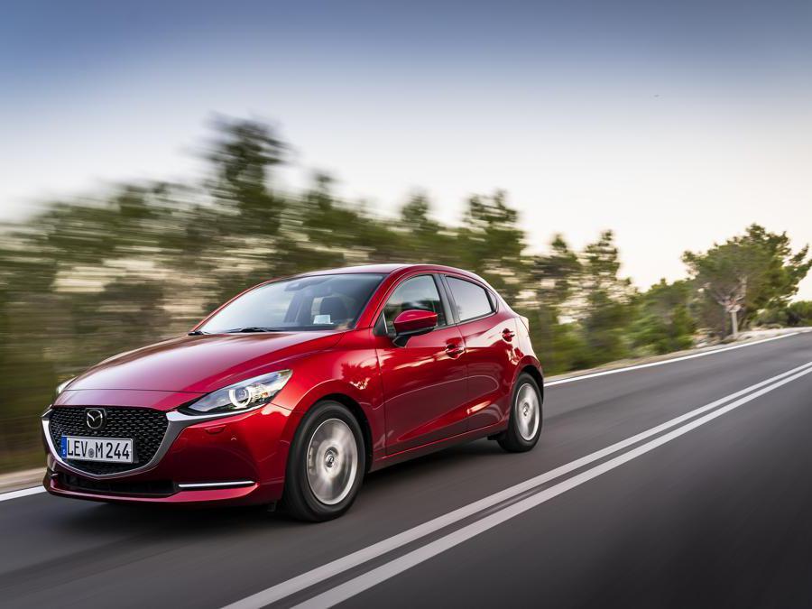 Mazda 2, tutte le foto del restyling - Il Sole 24 ORE