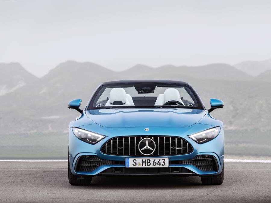 Mercedes-Amg SL 43, le foto della prova della roadster entry-level - Il ...