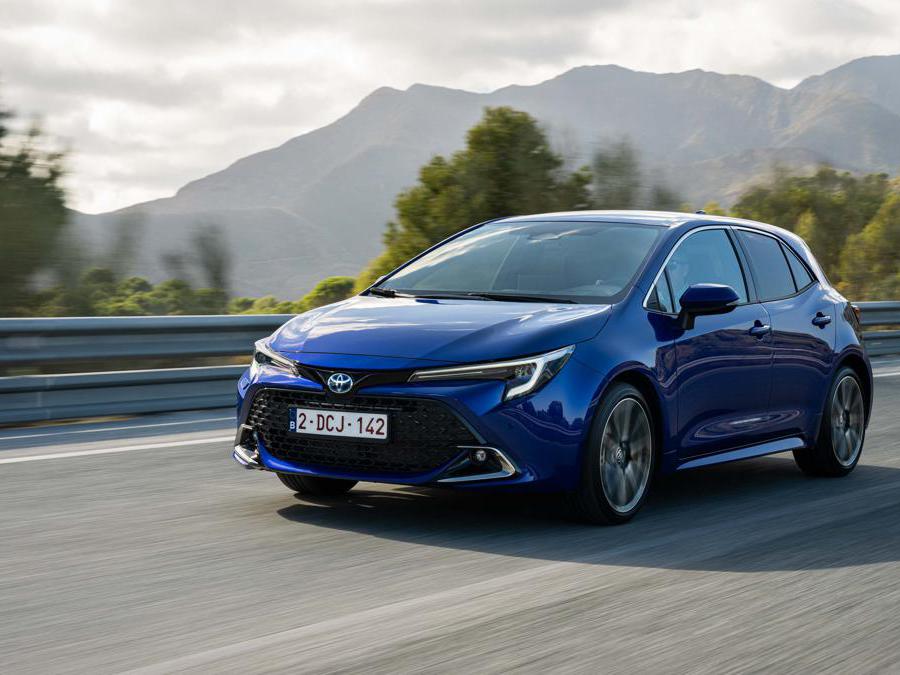 Toyota Corolla restyling, tutte le foto della hatchback 2023 - Il Sole ...